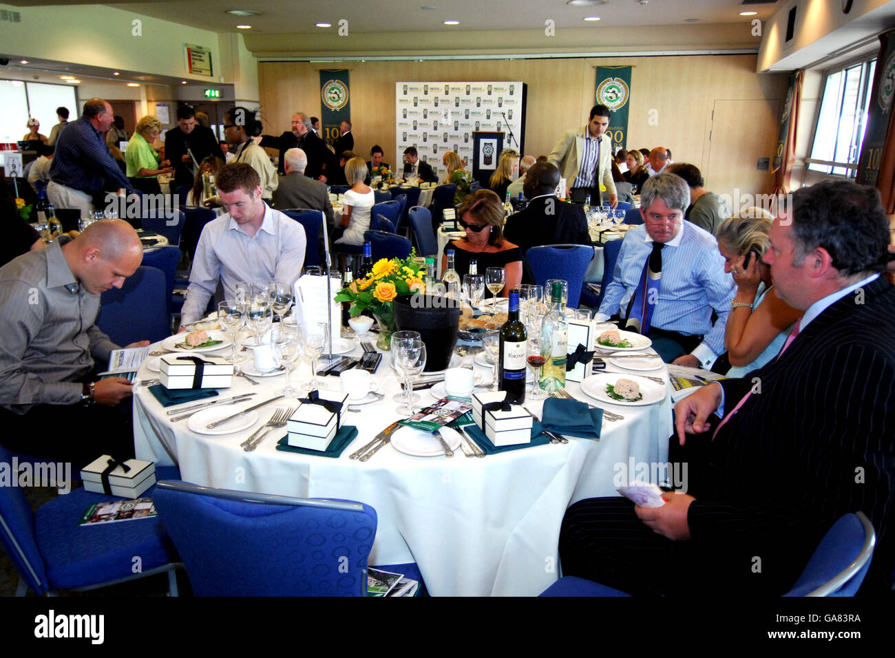 Evening horse racing pfa centenary night gv general view hi-res stock ...