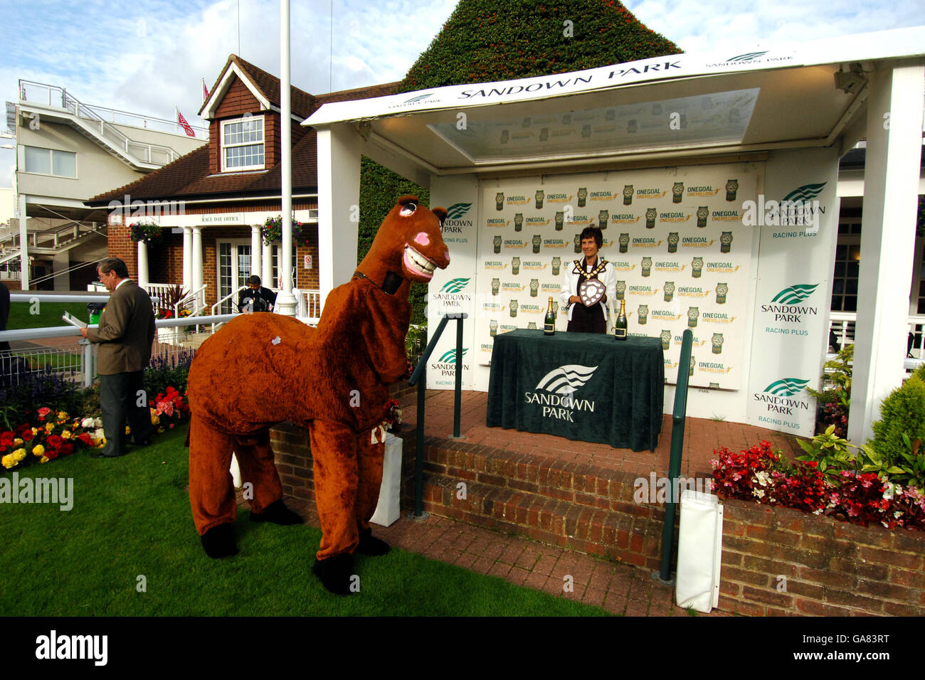 A Pantomime horse recieves its award for the pantomime horse race Stock ...