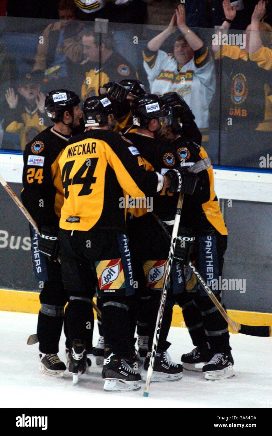 Sheffield steelers v nottingham panthers hi-res stock photography and ...