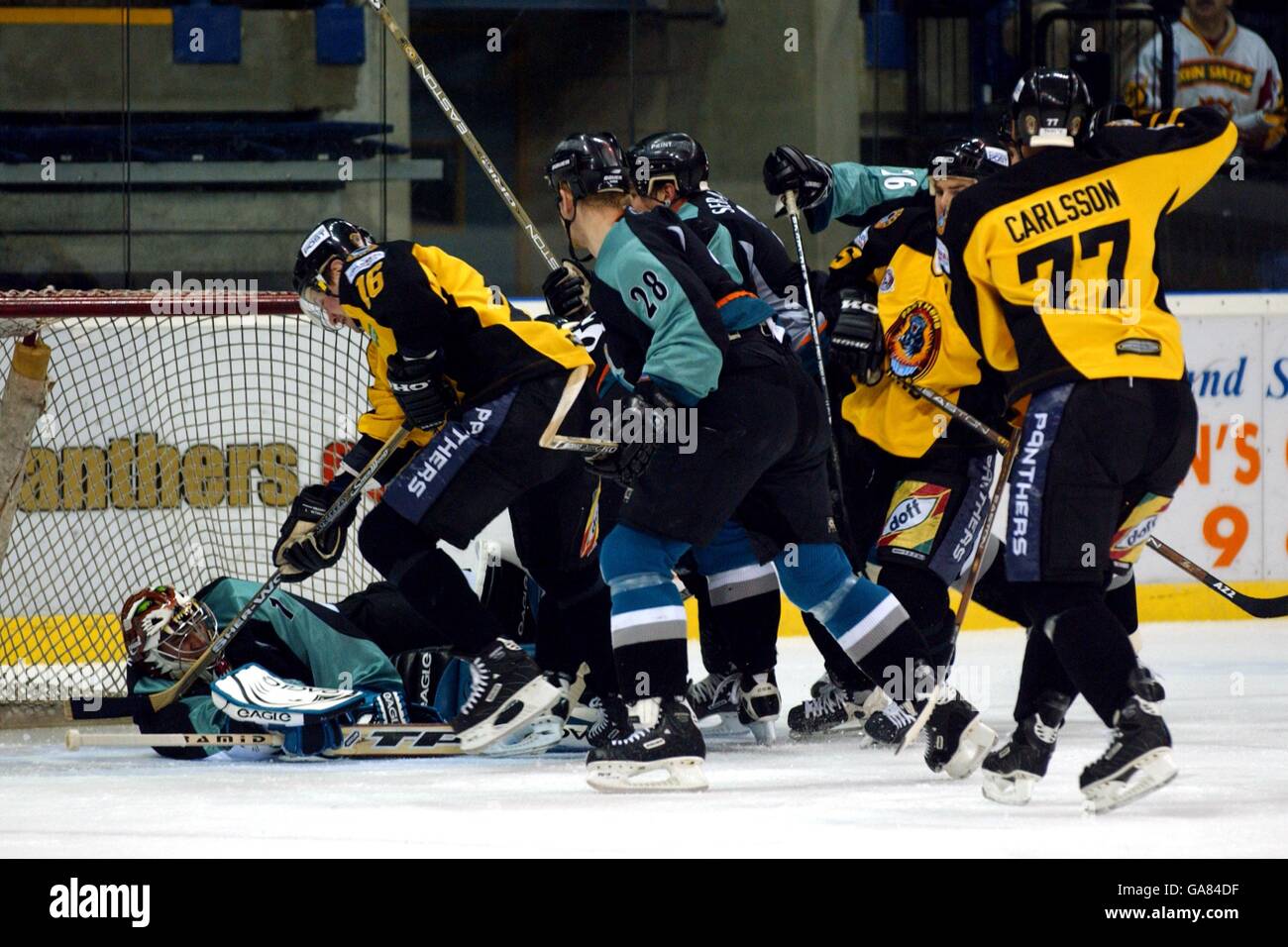 Nottingham panthers v sheffield steelers hi-res stock photography and ...