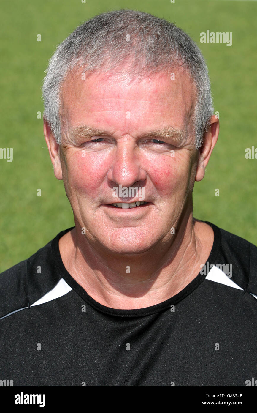 Terry standring hi-res stock photography and images - Alamy