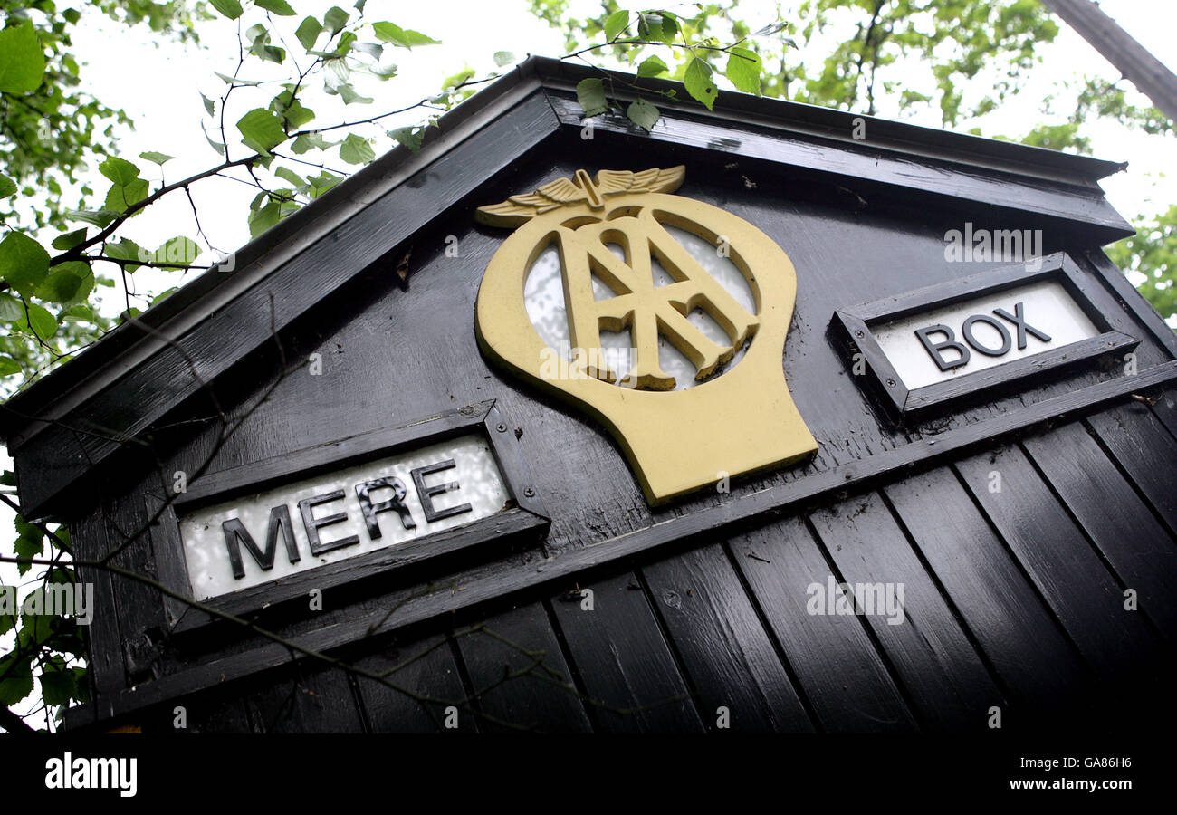 Quintessentiallybritish hi-res stock photography and images - Alamy