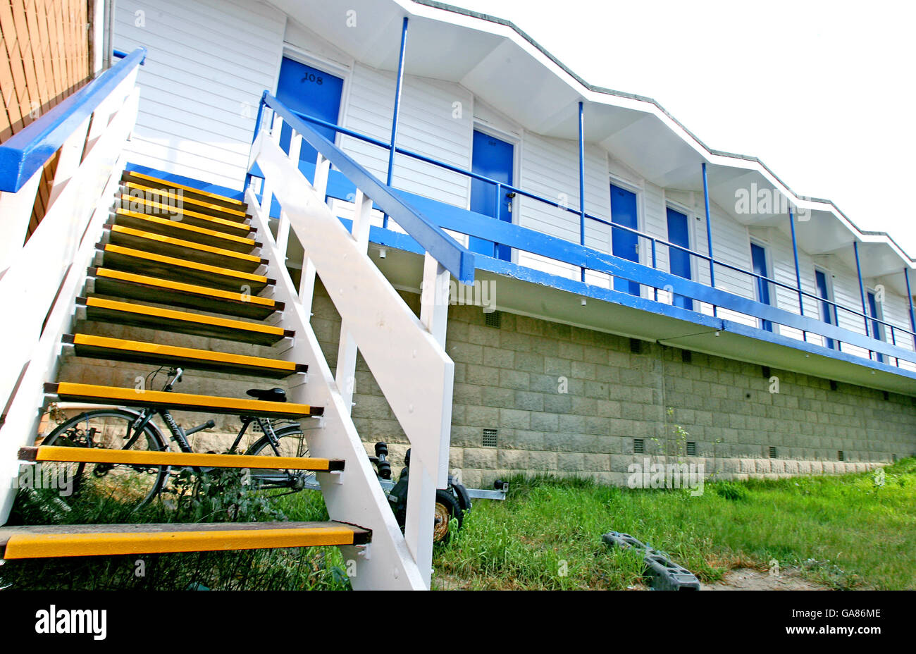 Quintessentially British. Beach huts at Sandbanks in Poole, Dorset ...