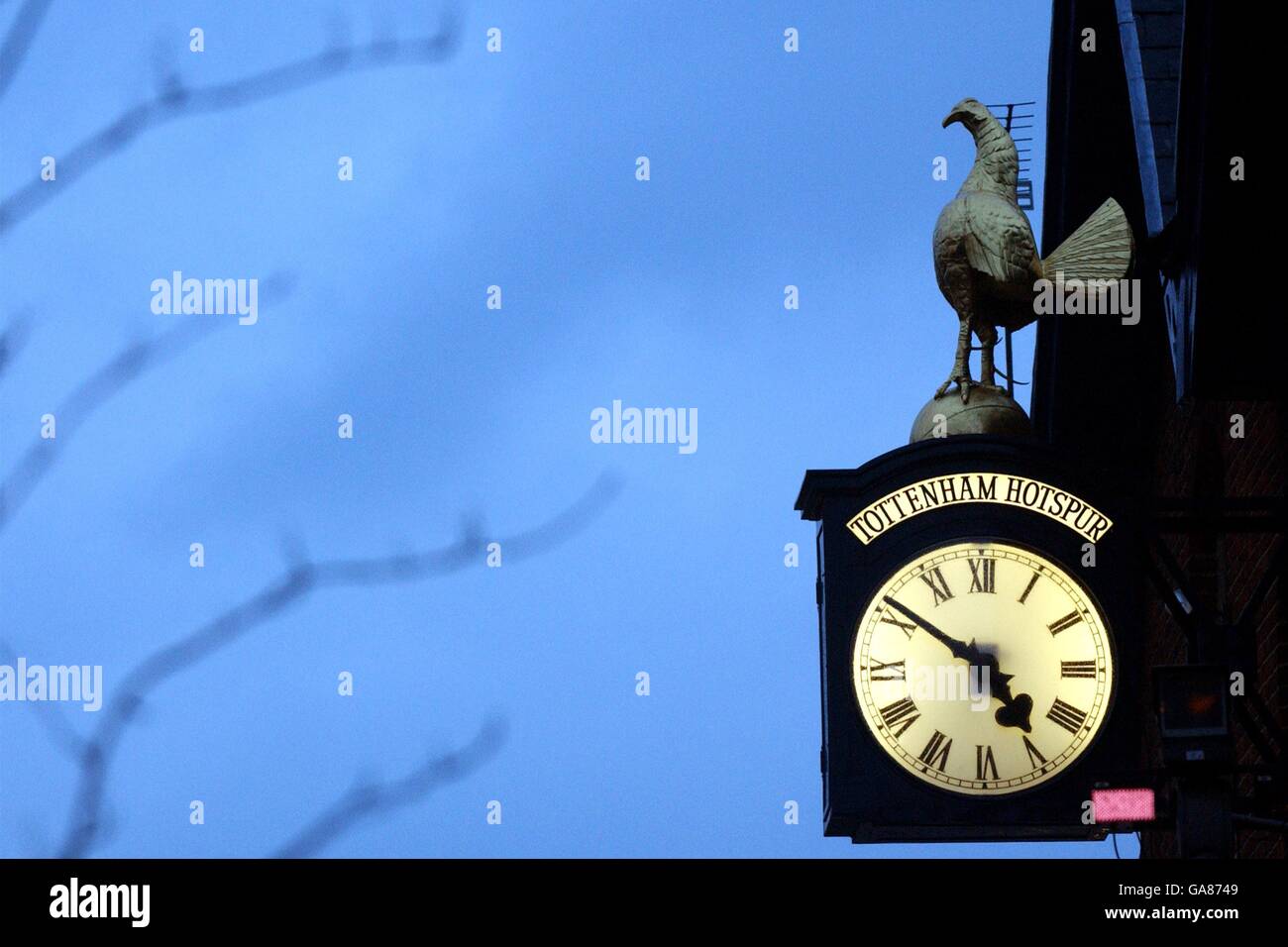 Newcastle football clock hi-res stock photography and images - Alamy