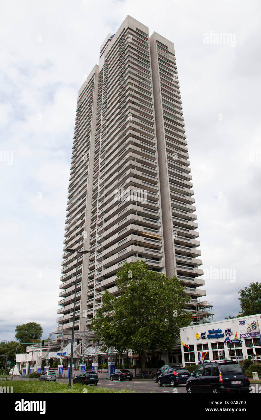 Europe, Germany, North Rhine-Westphalia, Cologne, the skyscraper ...