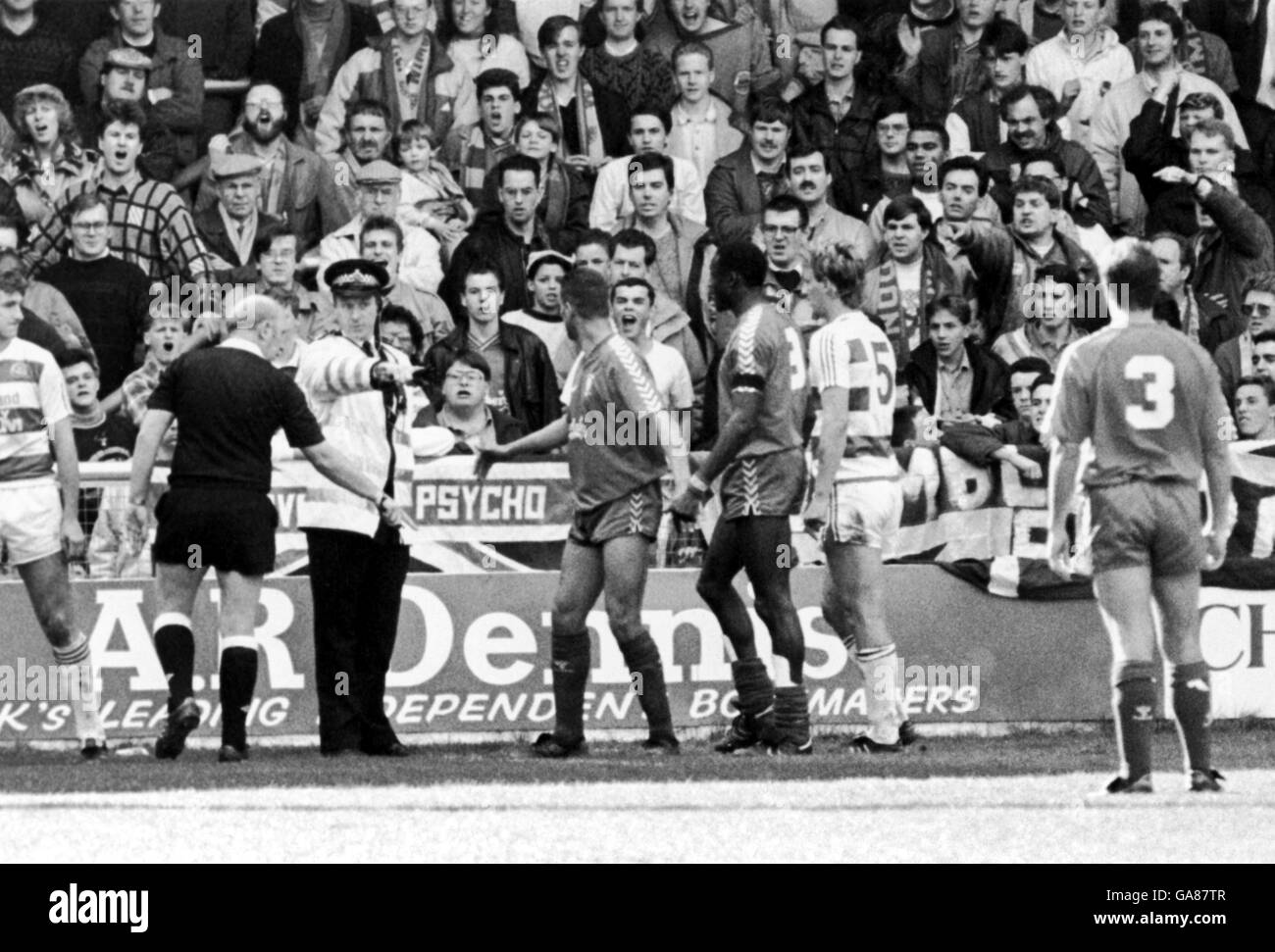 Wimbledons vinnie jones hi-res stock photography and images - Alamy