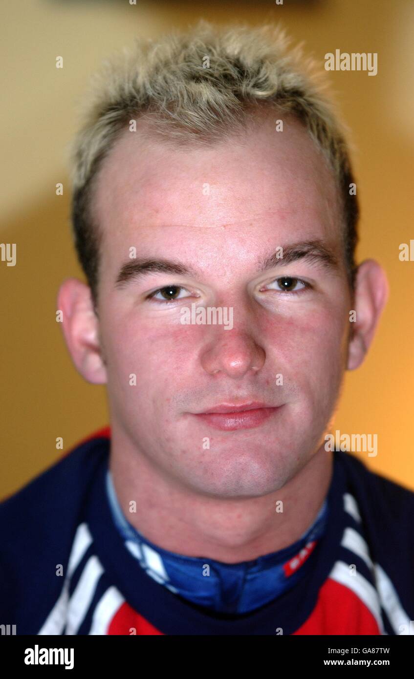 Bobsleigh skeleton board hi-res stock photography and images - Alamy