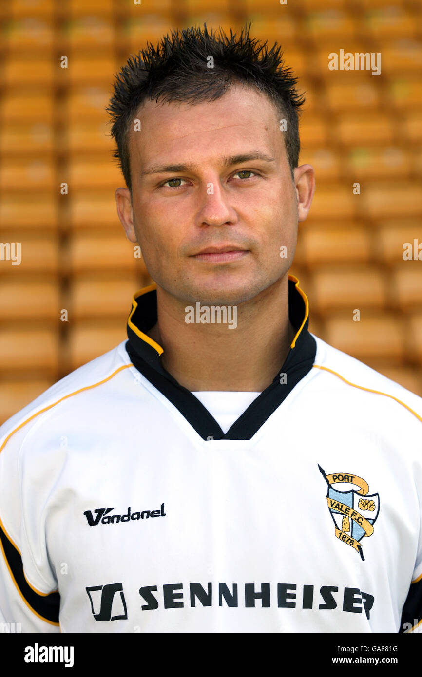 Colin vale hi-res stock photography and images - Alamy