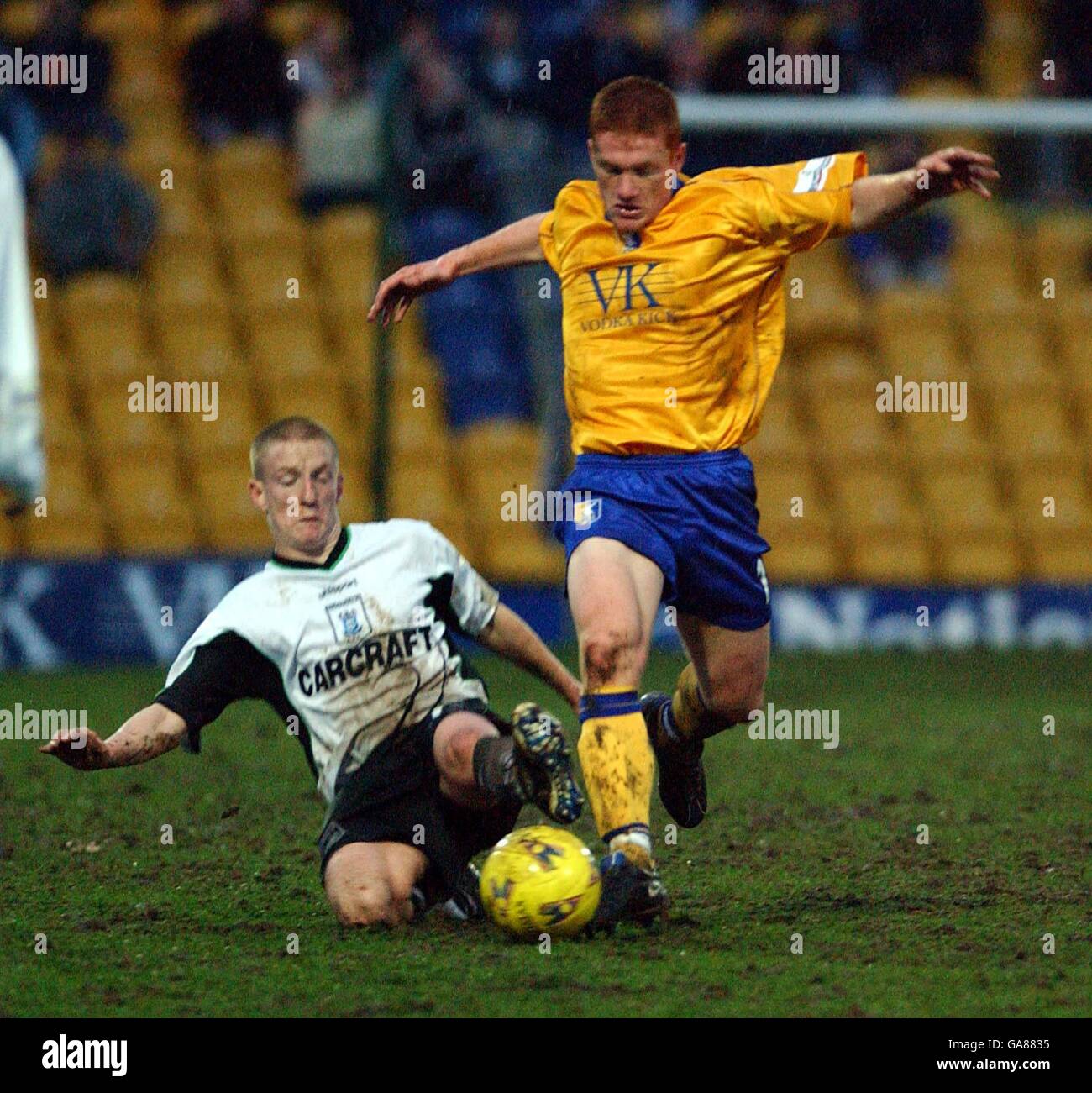 Rochdales kevin townson tackles mansfield towns stuart reddington hi ... Rochdales kevin townson tackles mansfield towns stuart reddington hi ...