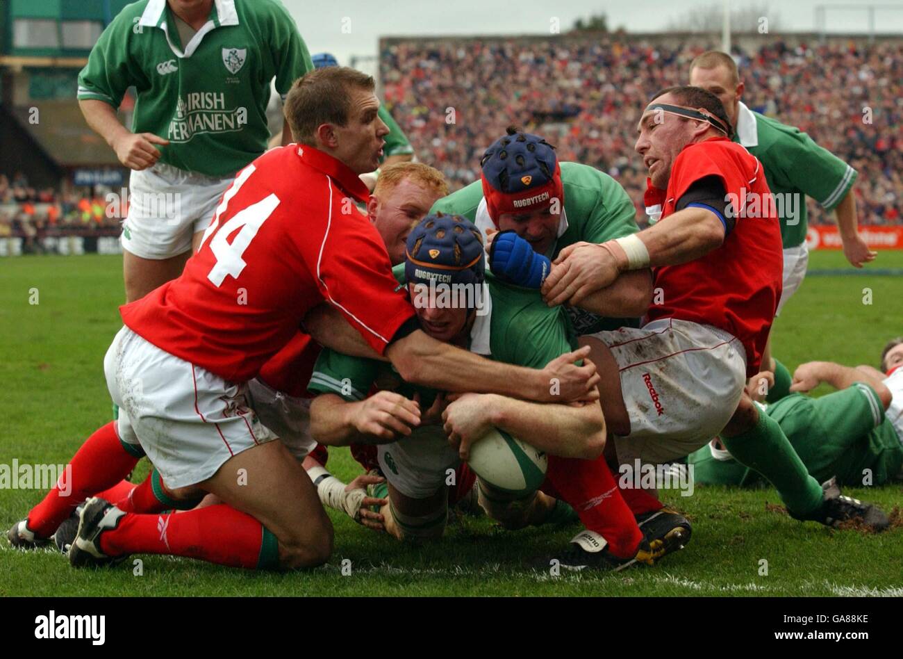 Paul o’connell rugby try hi-res stock photography and images - Alamy