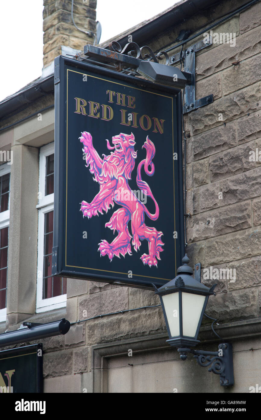 Red Lion Pub Sign; Bakewell, Peak District; England; UK Stock Photo - Alamy