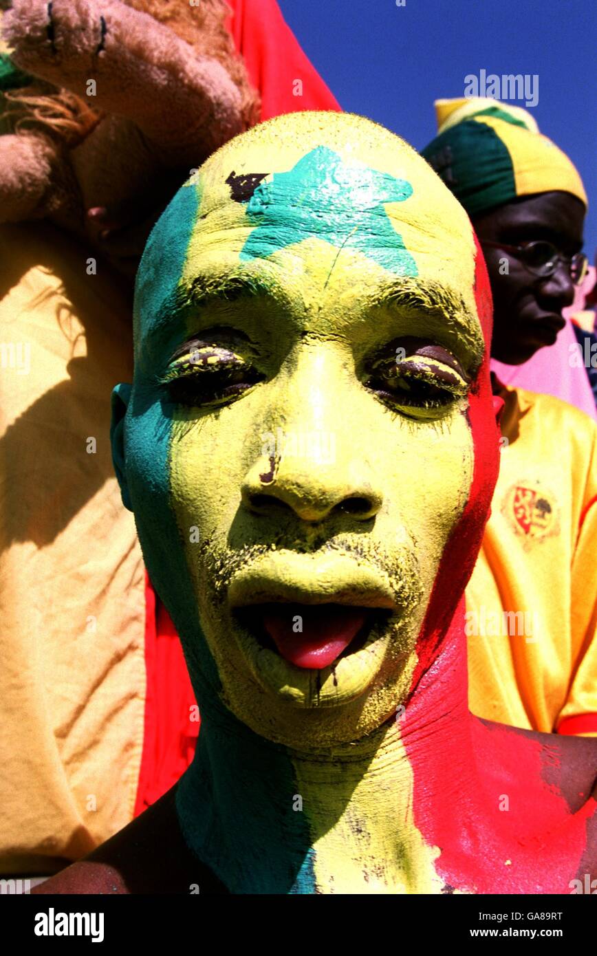 Soccer african nations cup mali 2002 semi final nigeria senegal hi-res ...