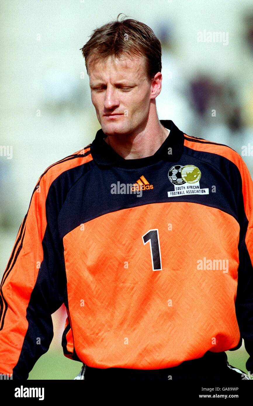 Mali goalkeeper hi-res stock photography and images - Alamy