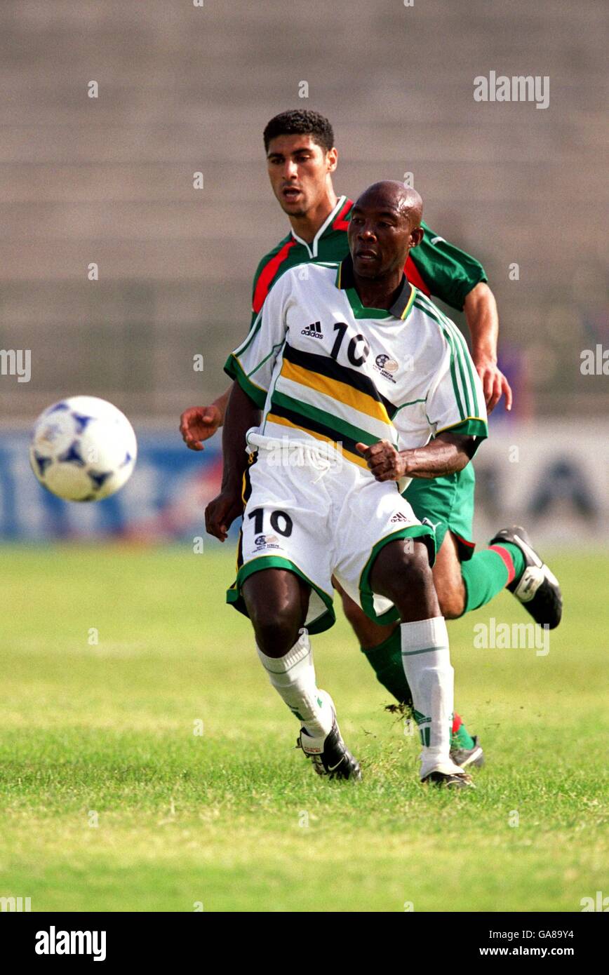 Soccer - African Nations Cup Mali 2002 - Group B - South Africa v ...