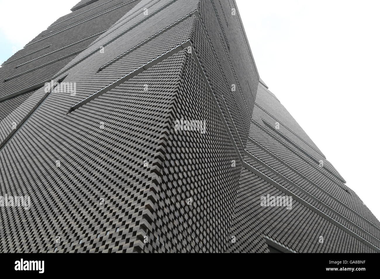 Sharp angles hi-res stock photography and images - Alamy