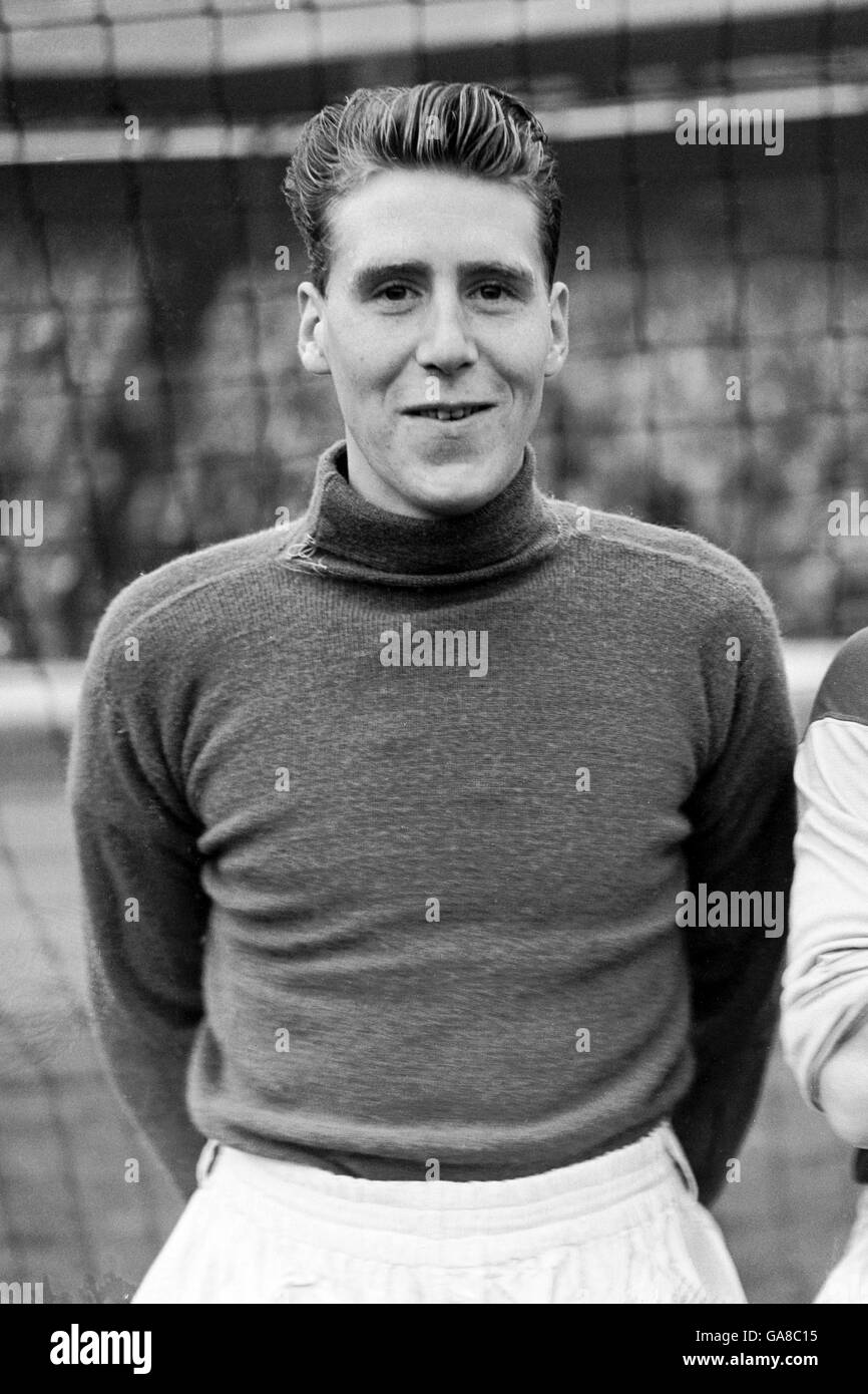 Burnley goalkeeper Black and White Stock Photos & Images - Alamy