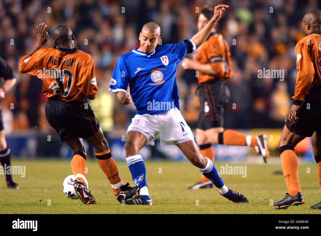 Emp01 action mill v wolves football hi-res stock photography and images ...