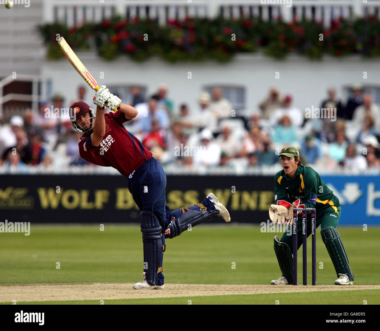 Cricket notts northants hi-res stock photography and images - Alamy