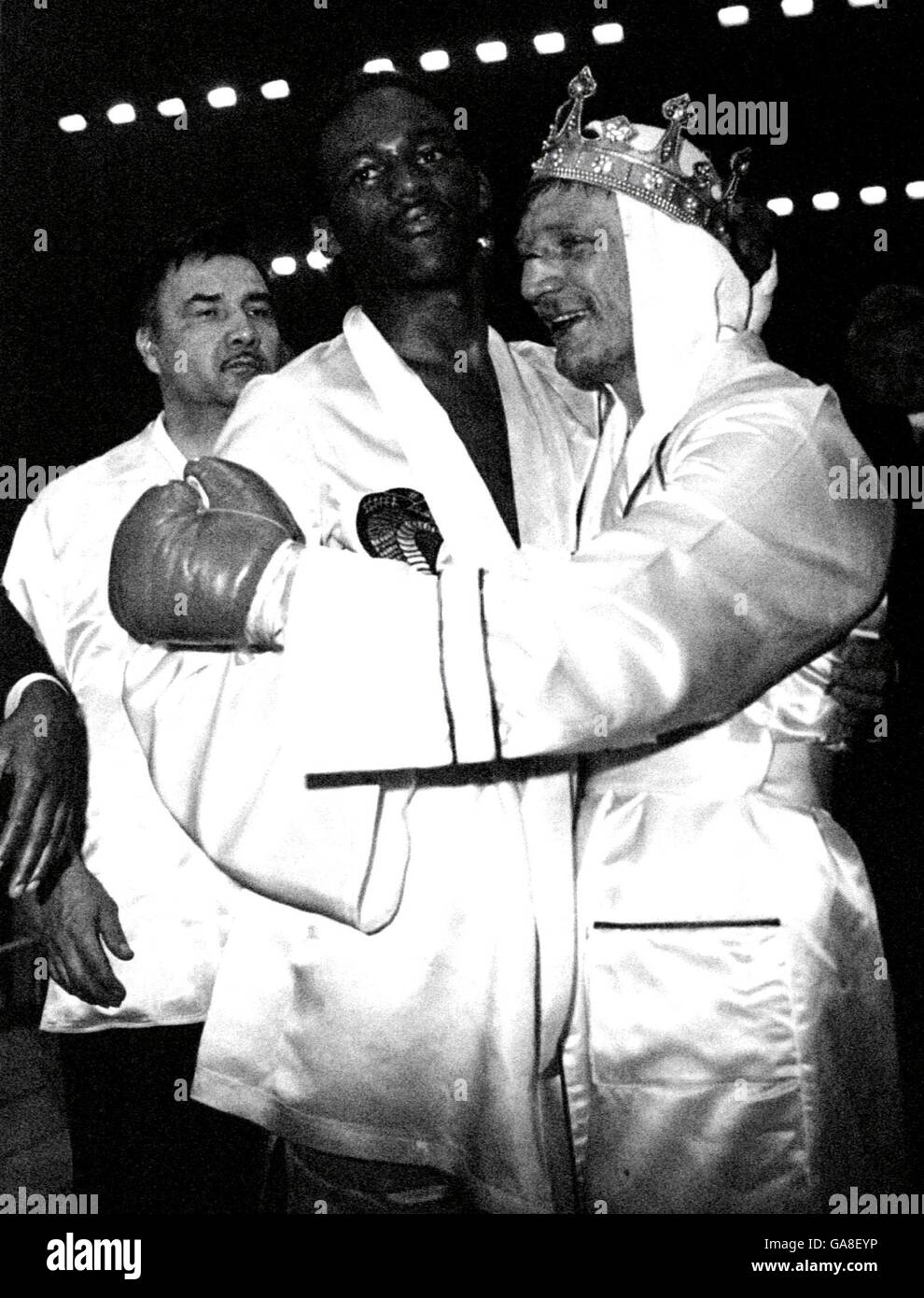 Defeated challenger Colin Jones (r), wearing the crown that could've ...