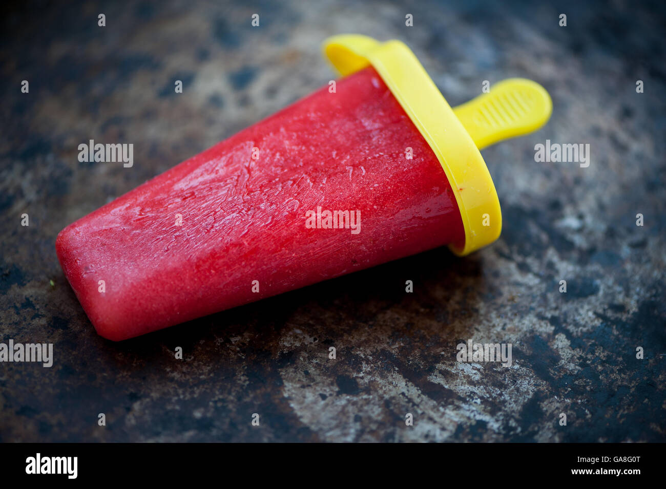 Strawberry ice cream popsicle Stock Photo - Alamy