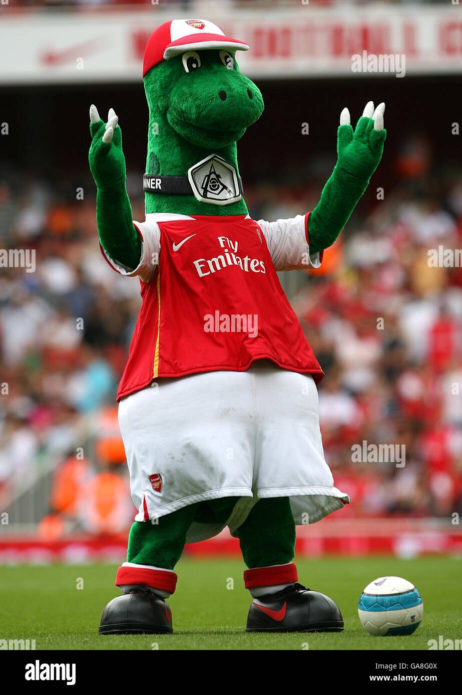 Arsenal mascot gunnersaurus rex hi-res stock photography and images - Alamy