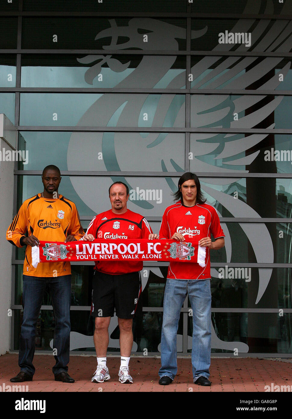 Liverpool fc logo hi-res stock photography and images - Alamy