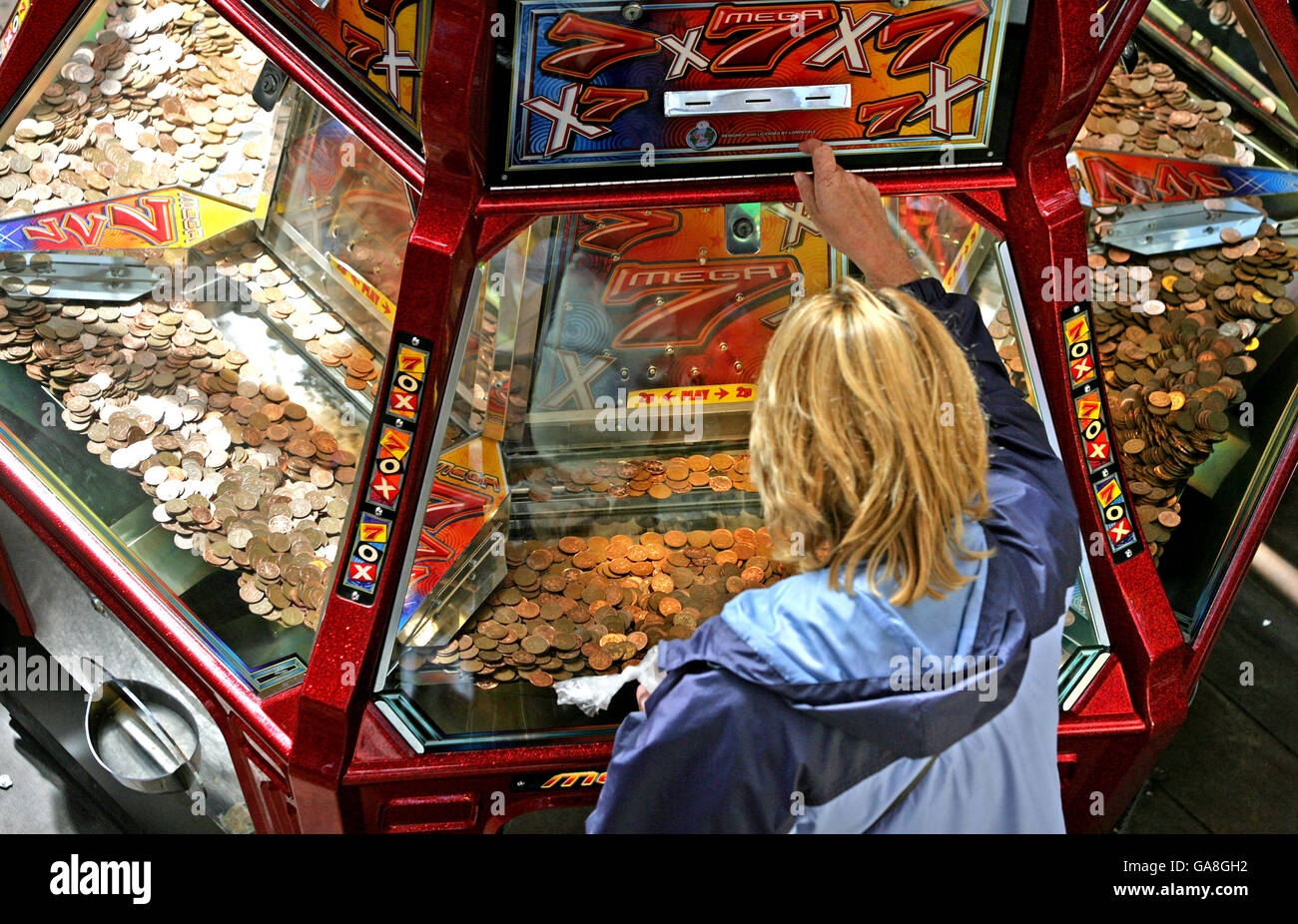 Ad weston feature general view gv arcade entertainment push penny hi ...