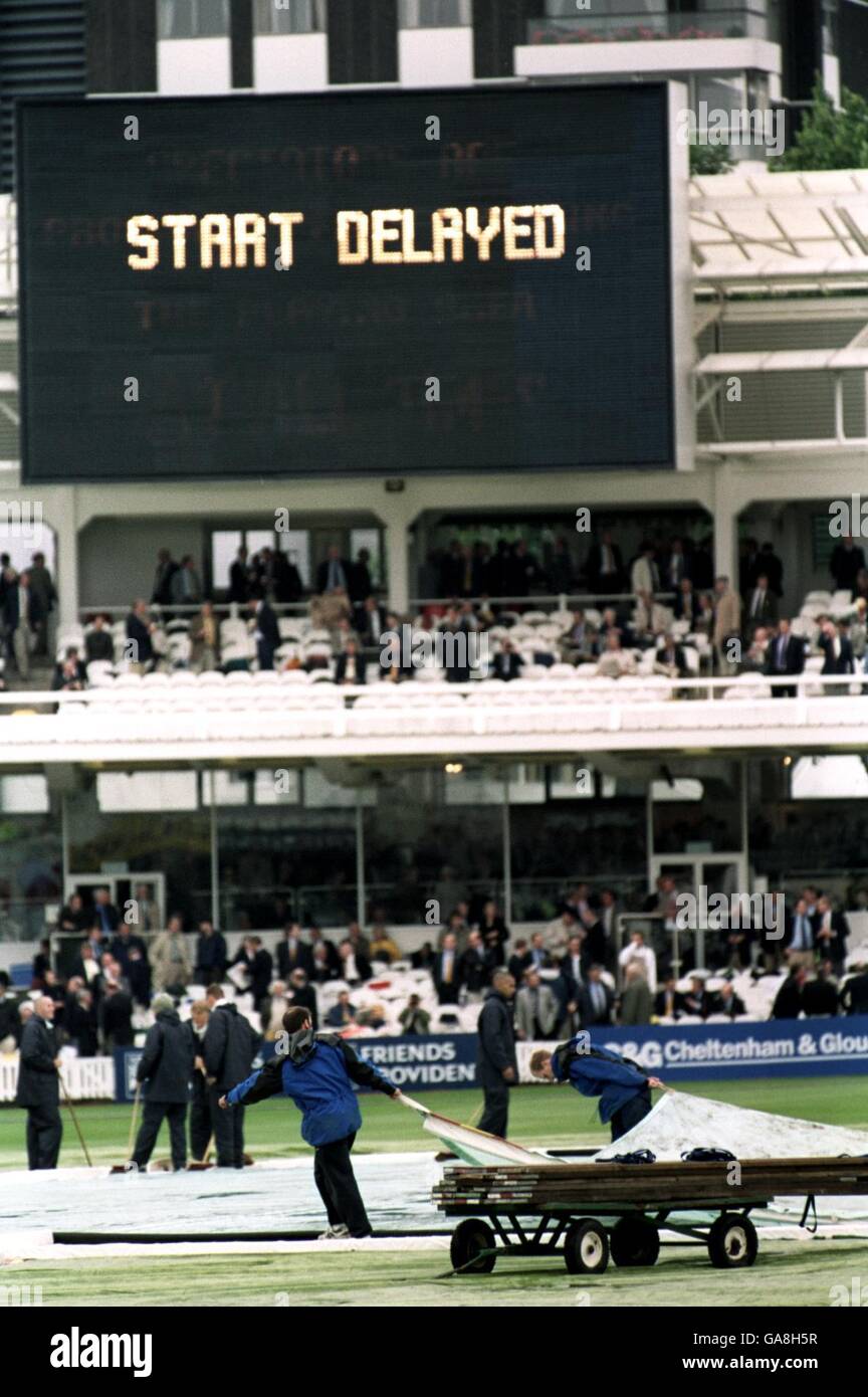 Cricket - Second Test - England v Australia - Lord's - First Day. The ...