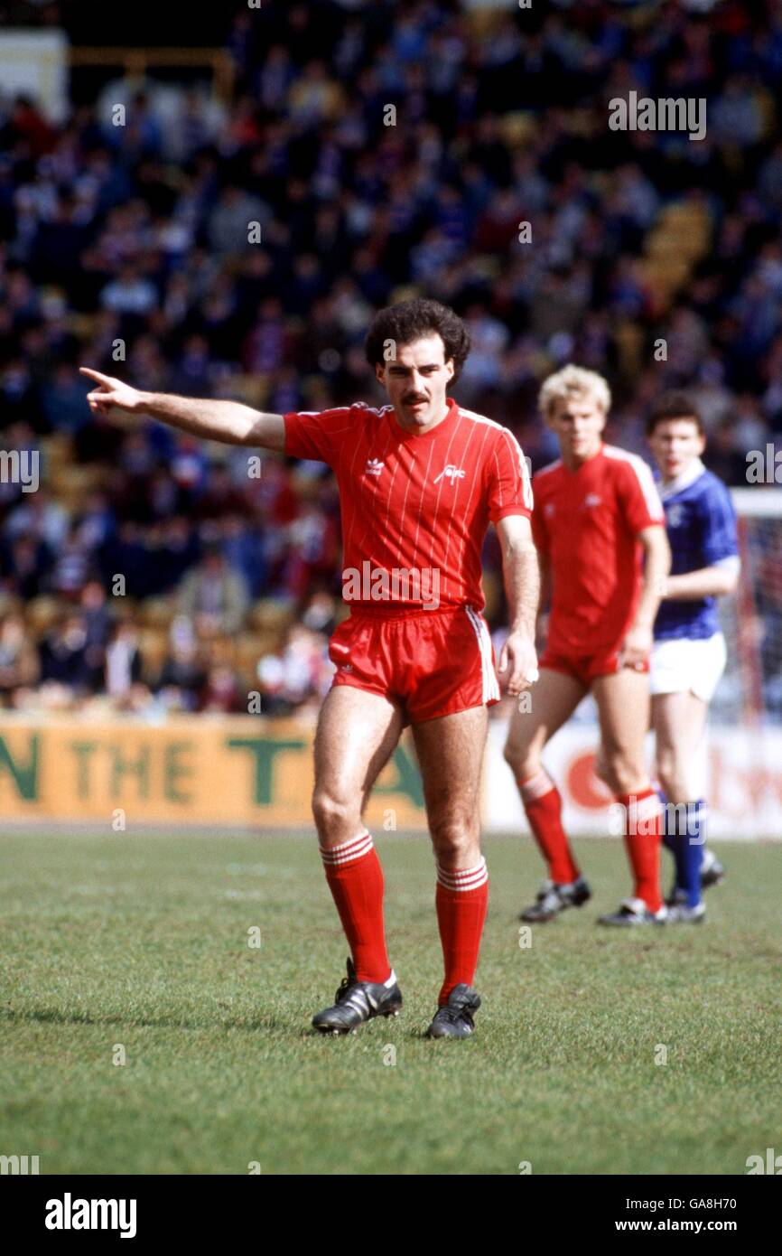 Willie miller aberdeen hi-res stock photography and images - Alamy
