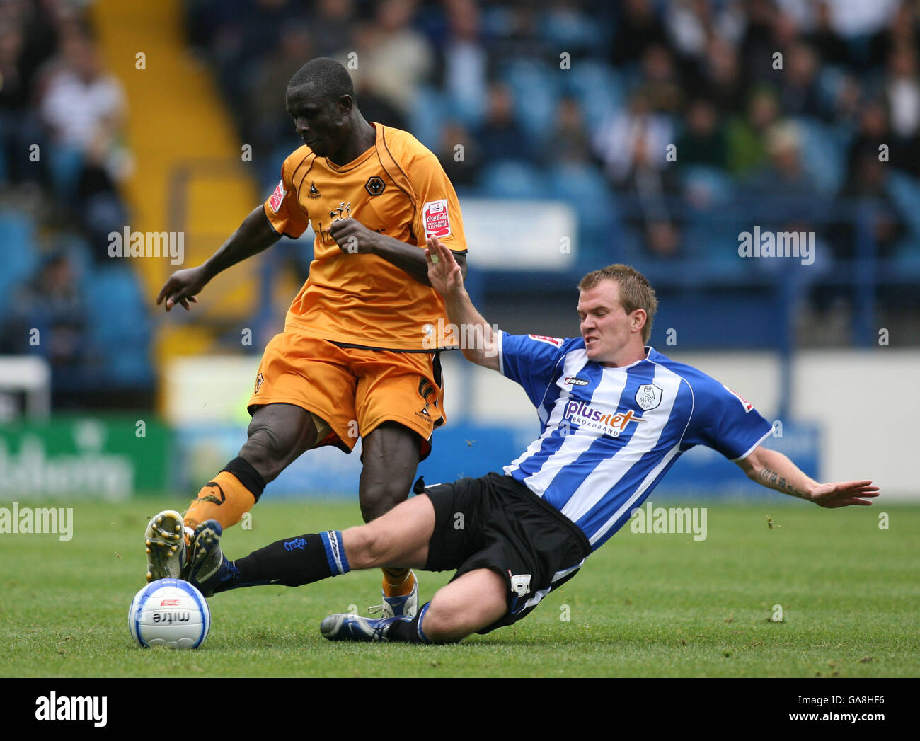 Wolverhampton wanderers seyi olofinjana hi-res stock photography and ...