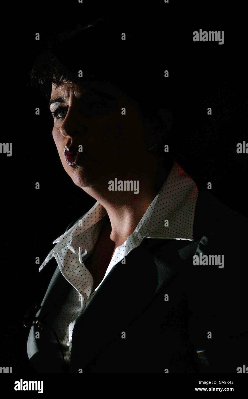 Wendy alexander labour hi-res stock photography and images - Alamy