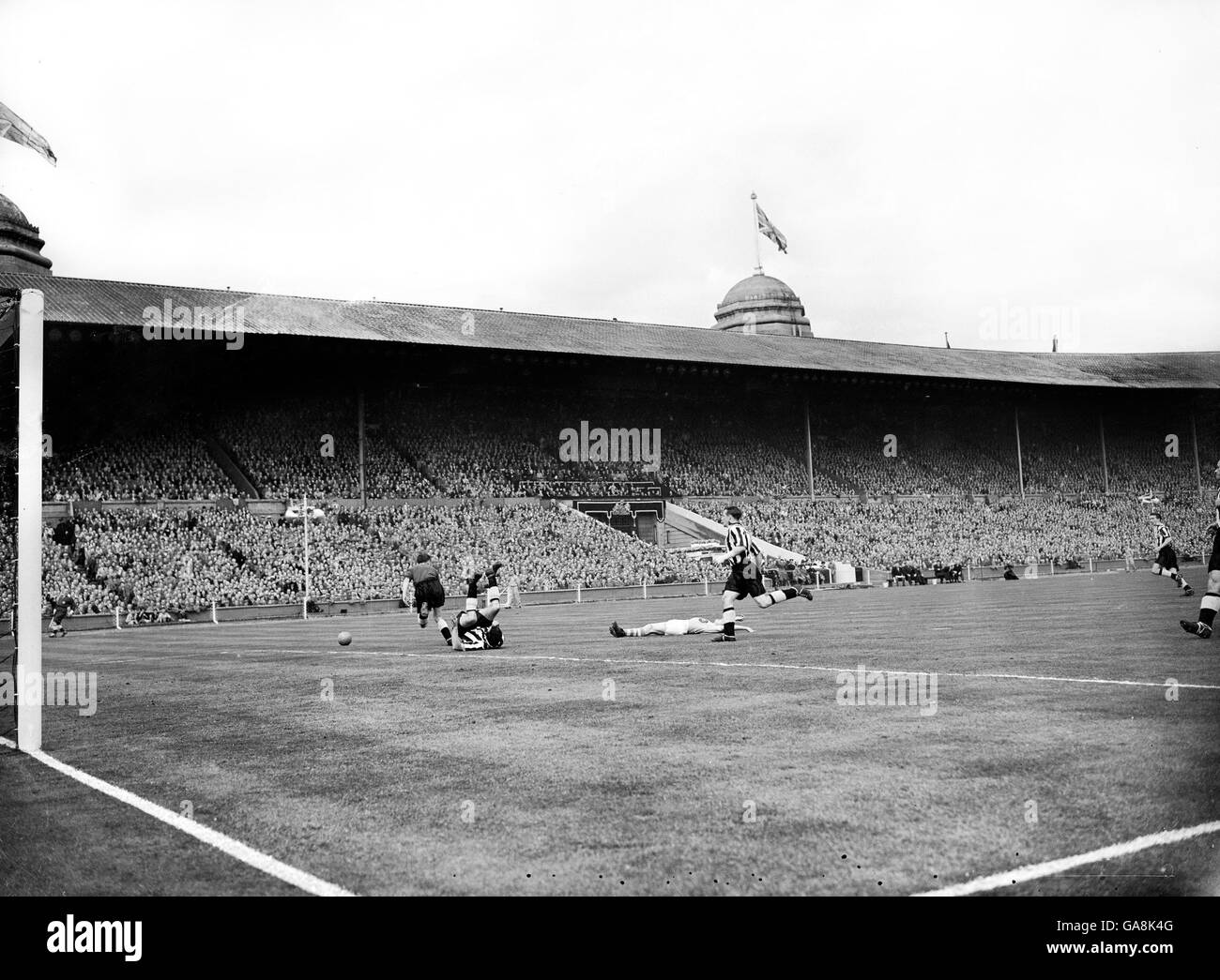 Robert stokoe hi-res stock photography and images - Alamy