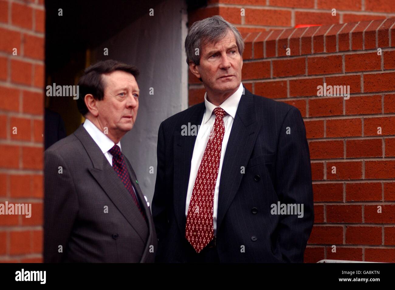 Martin edwards man utd hi-res stock photography and images - Alamy