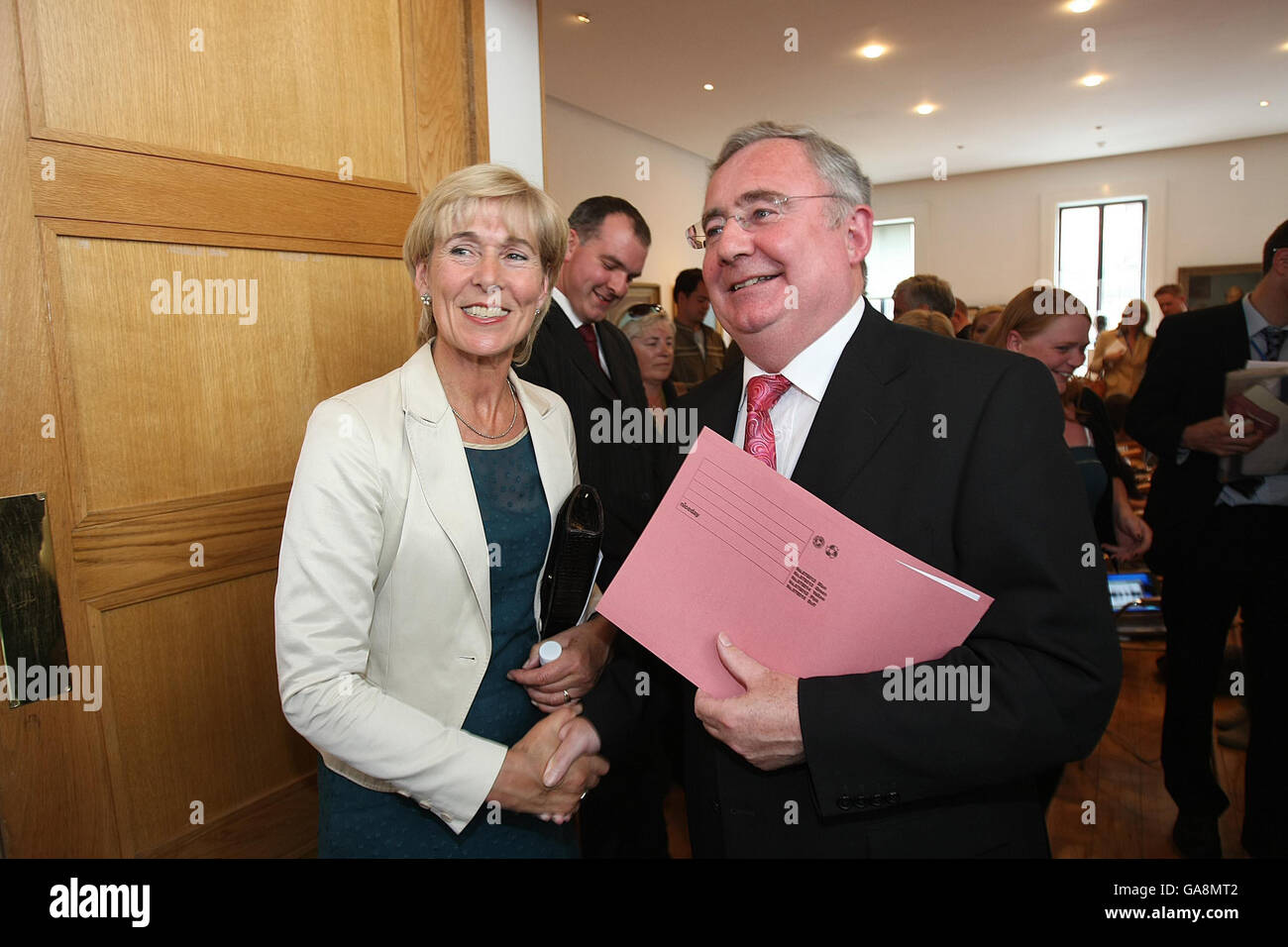 Pat rabbitte at press conference in the rha gallery dublin hi-res stock ...