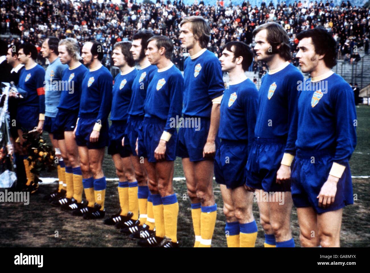 Sweden team line up hi-res stock photography and images - Alamy