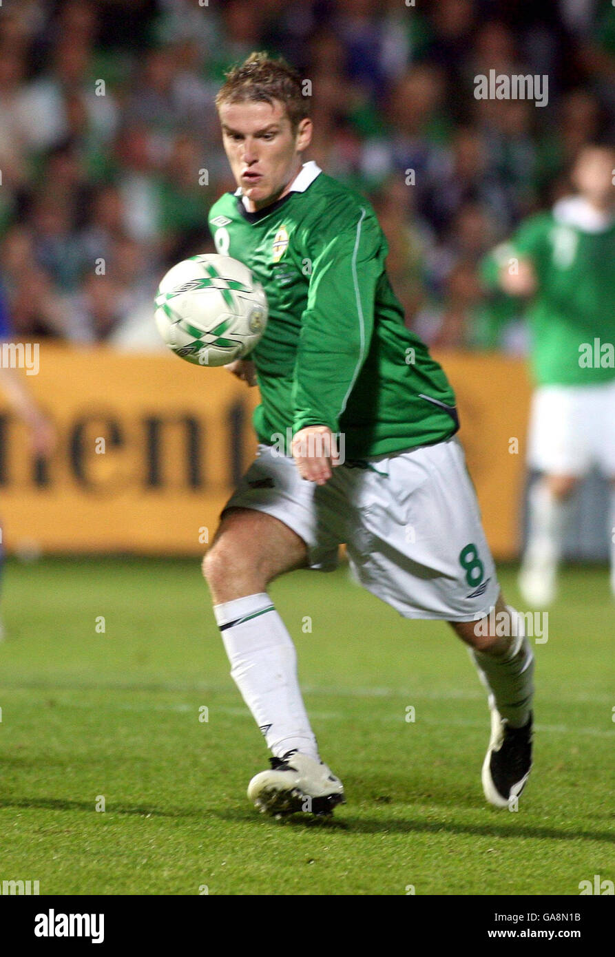 Northern Ireland's Steve Davis plays in the Northern Ireland v ...