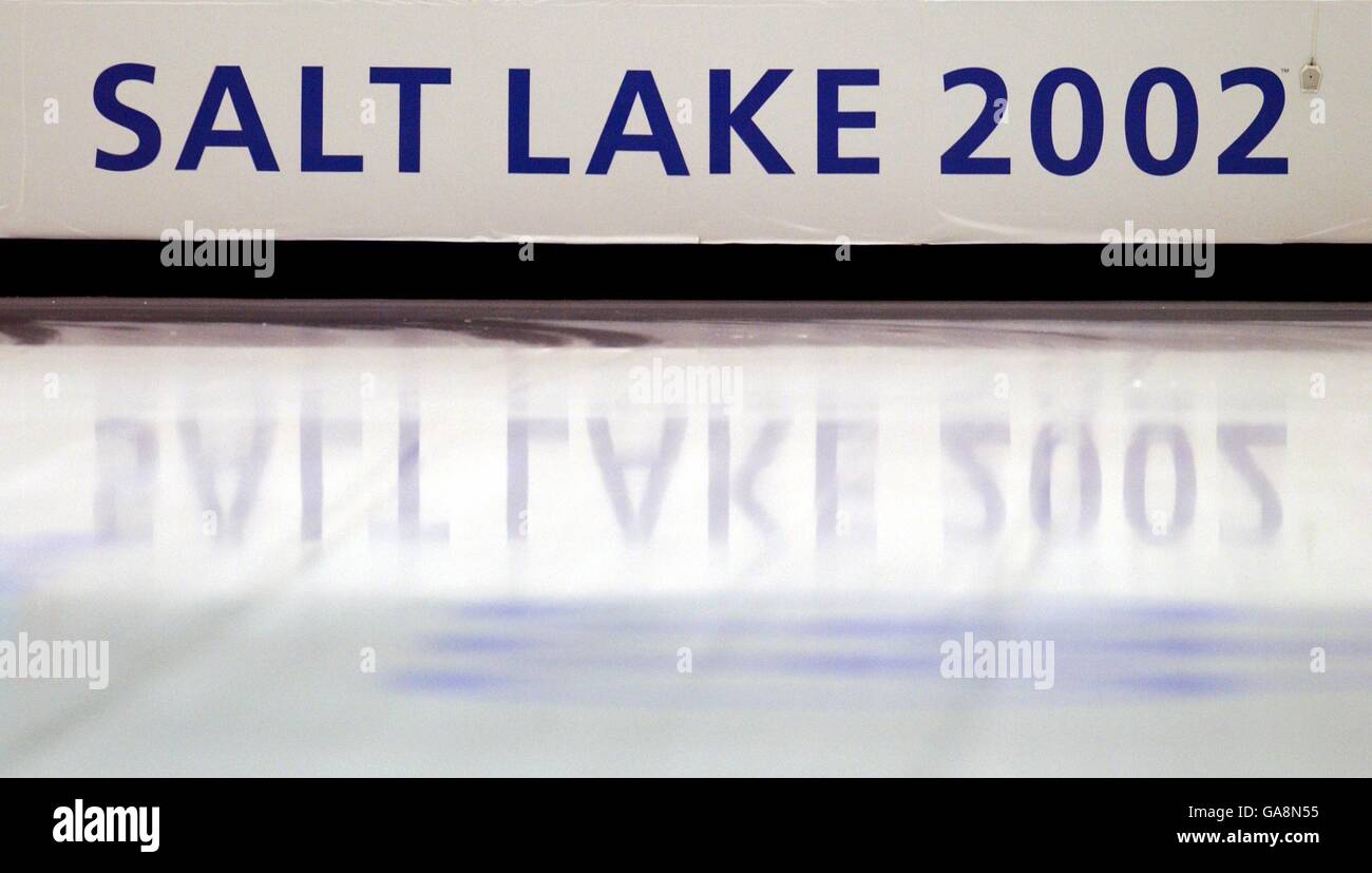 Salt lake 2002 hi-res stock photography and images - Alamy
