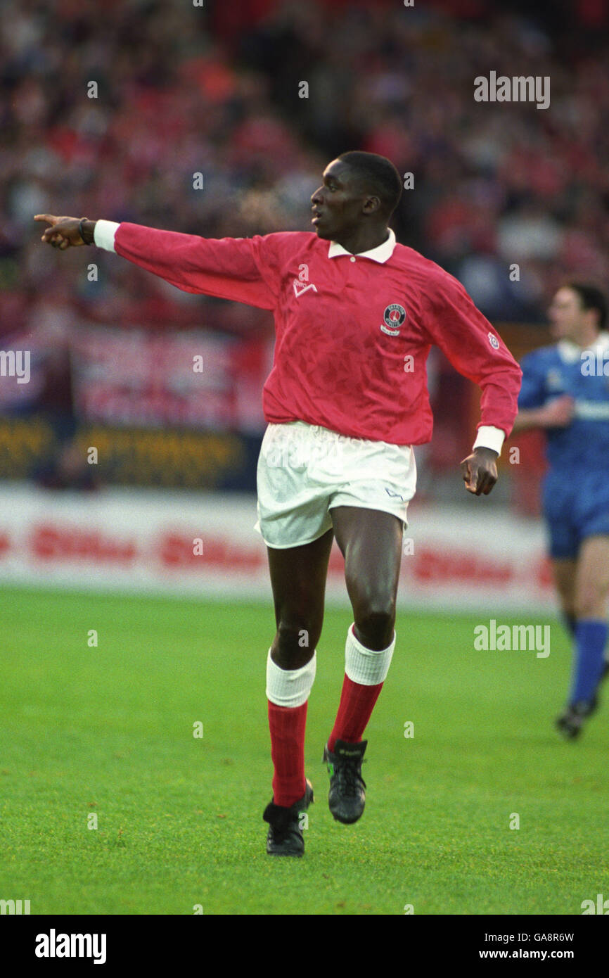 Carl leaburn hi-res stock photography and images - Alamy