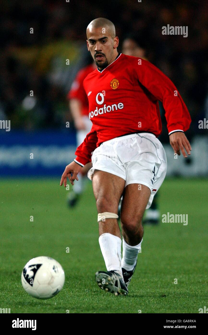 Juan sebastian veron manchester united football club hi-res stock ...