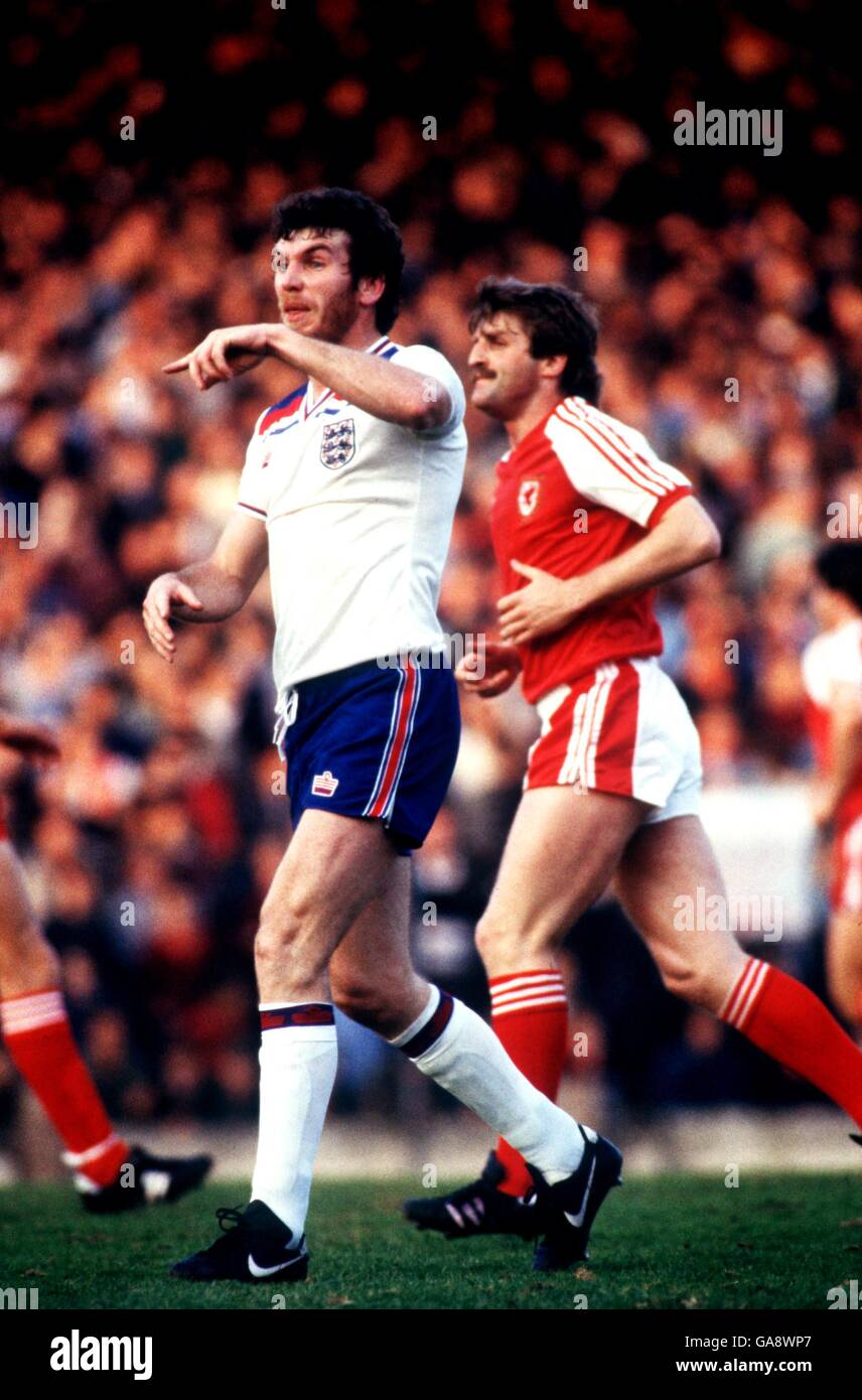 Peter withe england international hi-res stock photography and images ...