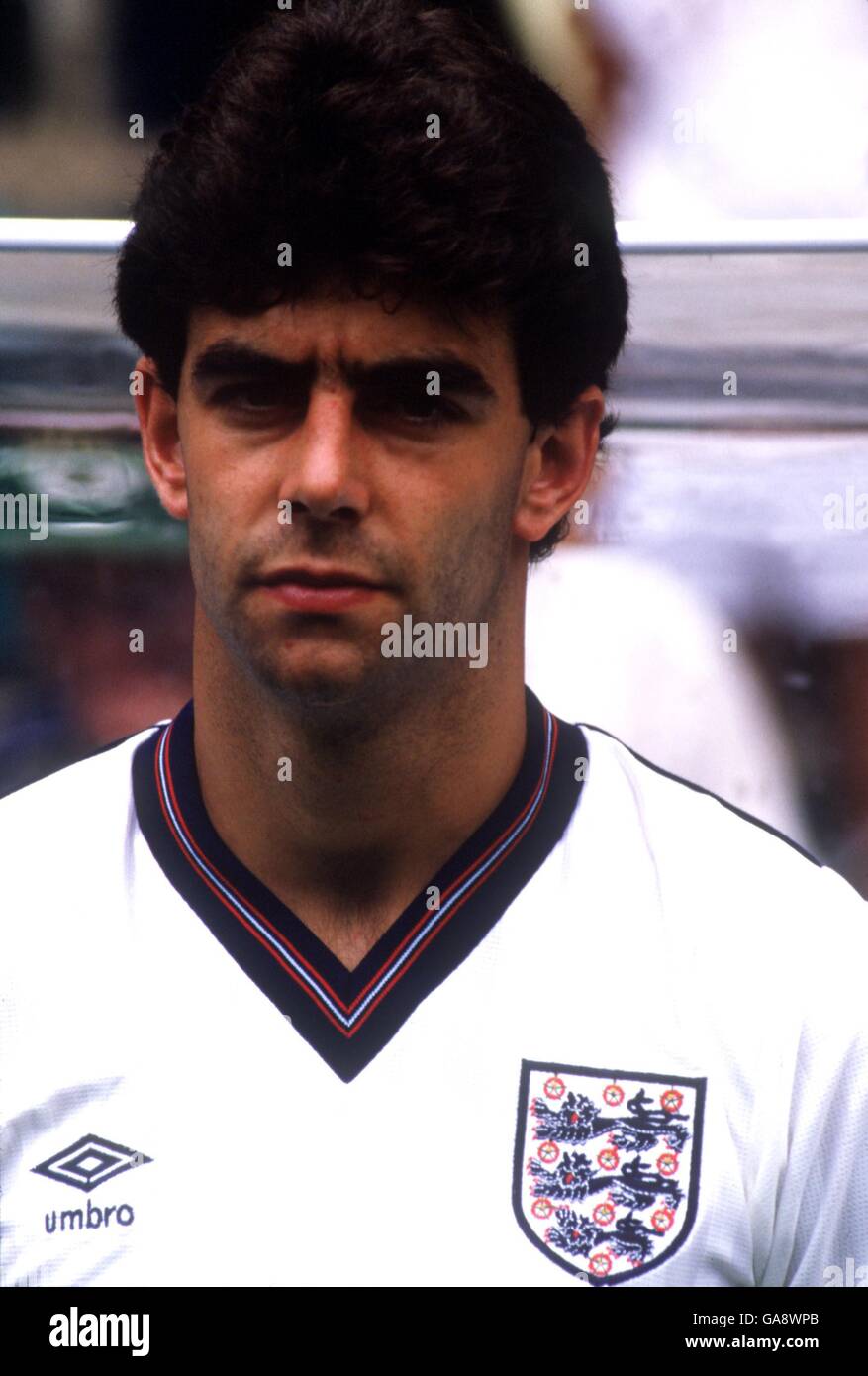 Soccer - World Cup Mexico 86 - Second Round - England v Paraguay. Gary ...