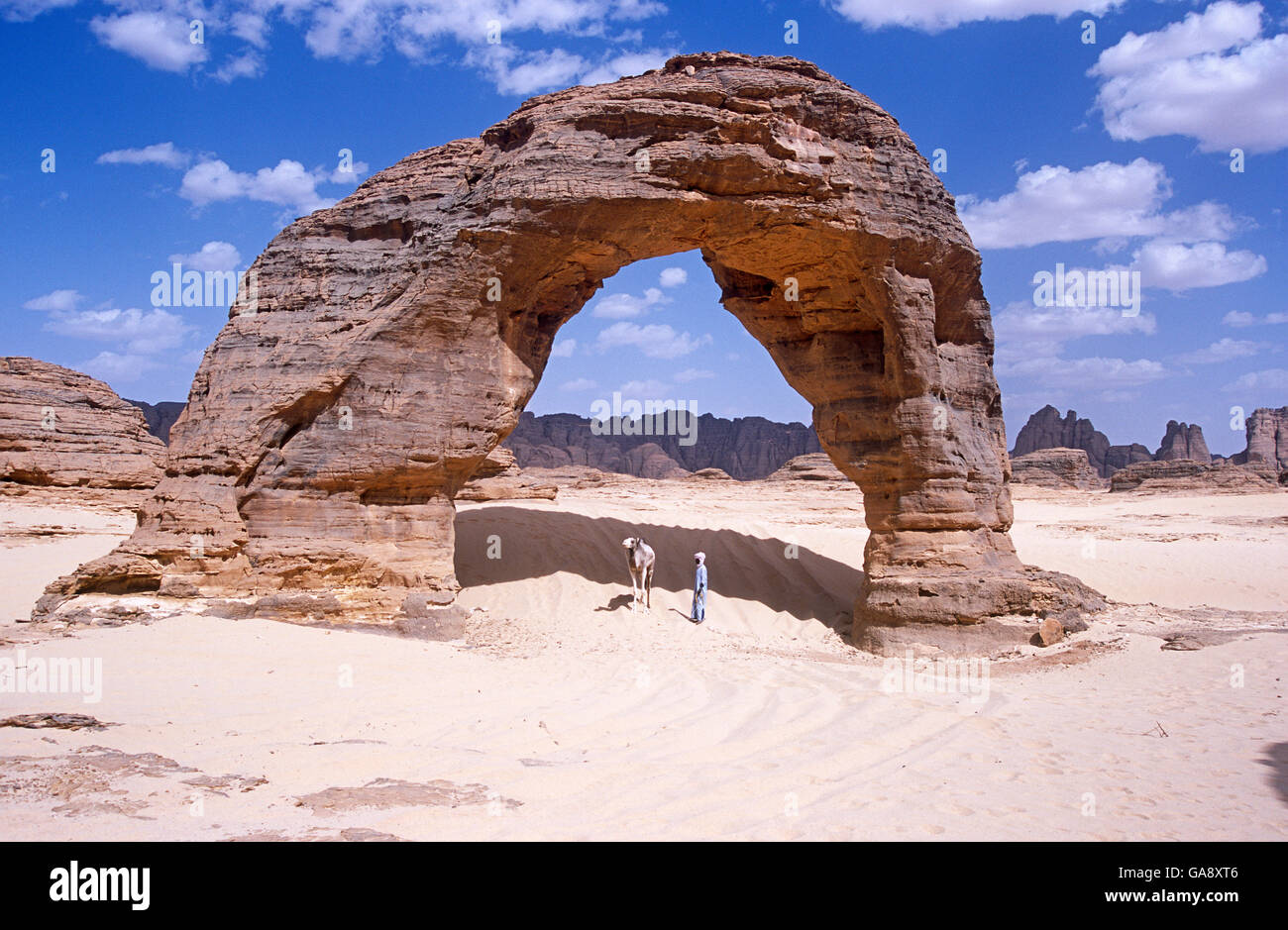 Rock arch in the far north of Niger, 2005 Stock Photo - Alamy