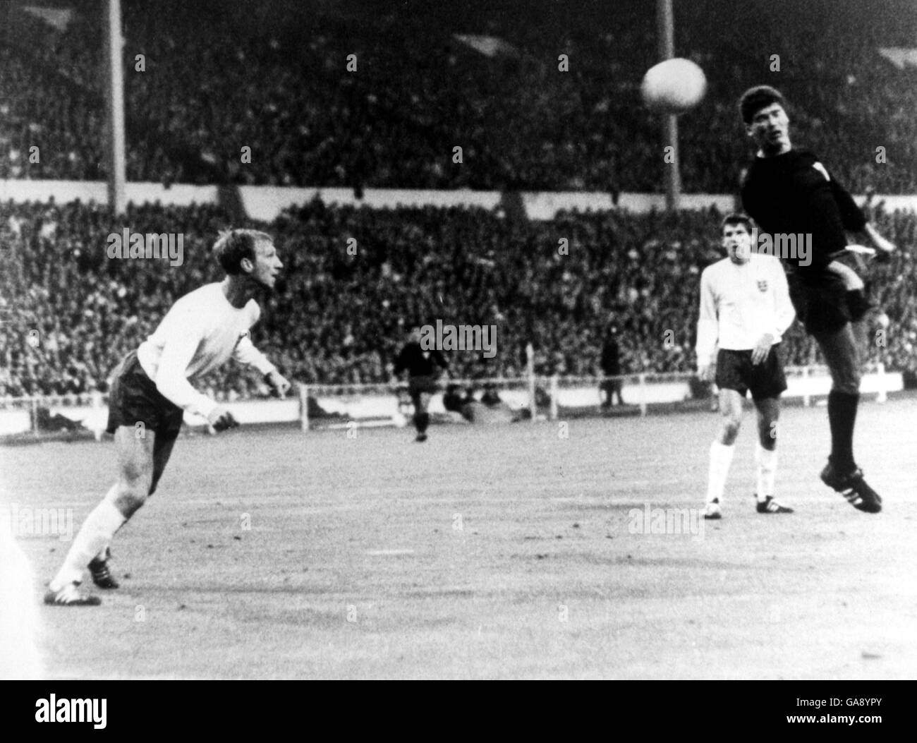 Soccer - FIFA World Cup England 1966 - Group One - England v Mexico ...