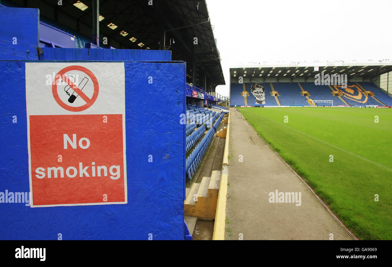 Stand fratton park hi-res stock photography and images - Alamy