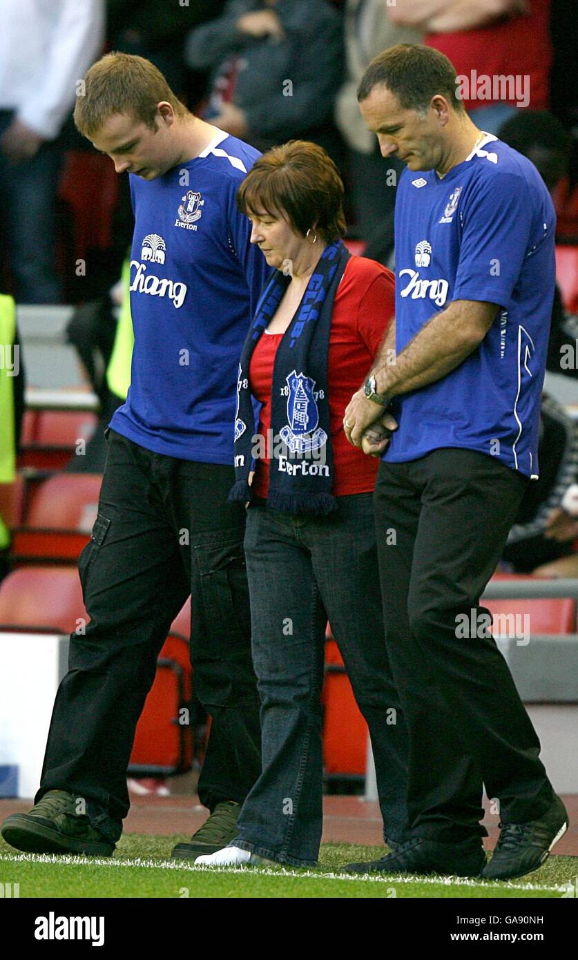 Family of murdered 11 year old rhys jones hi-res stock photography and ...