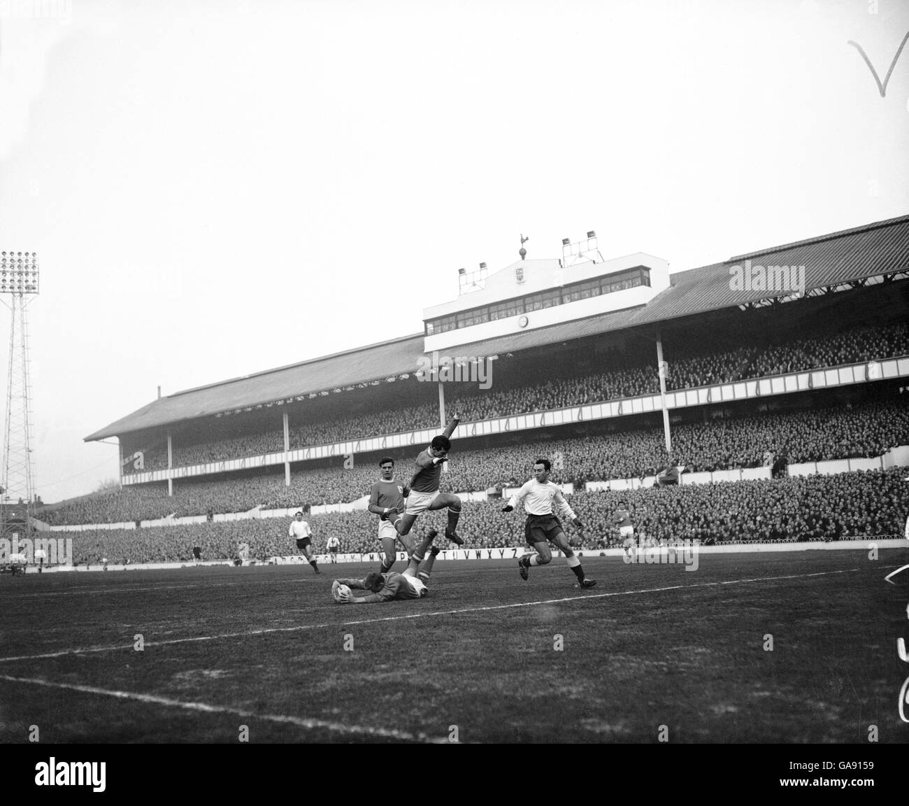 Henry newton nottingham forest High Resolution Stock Photography and ...