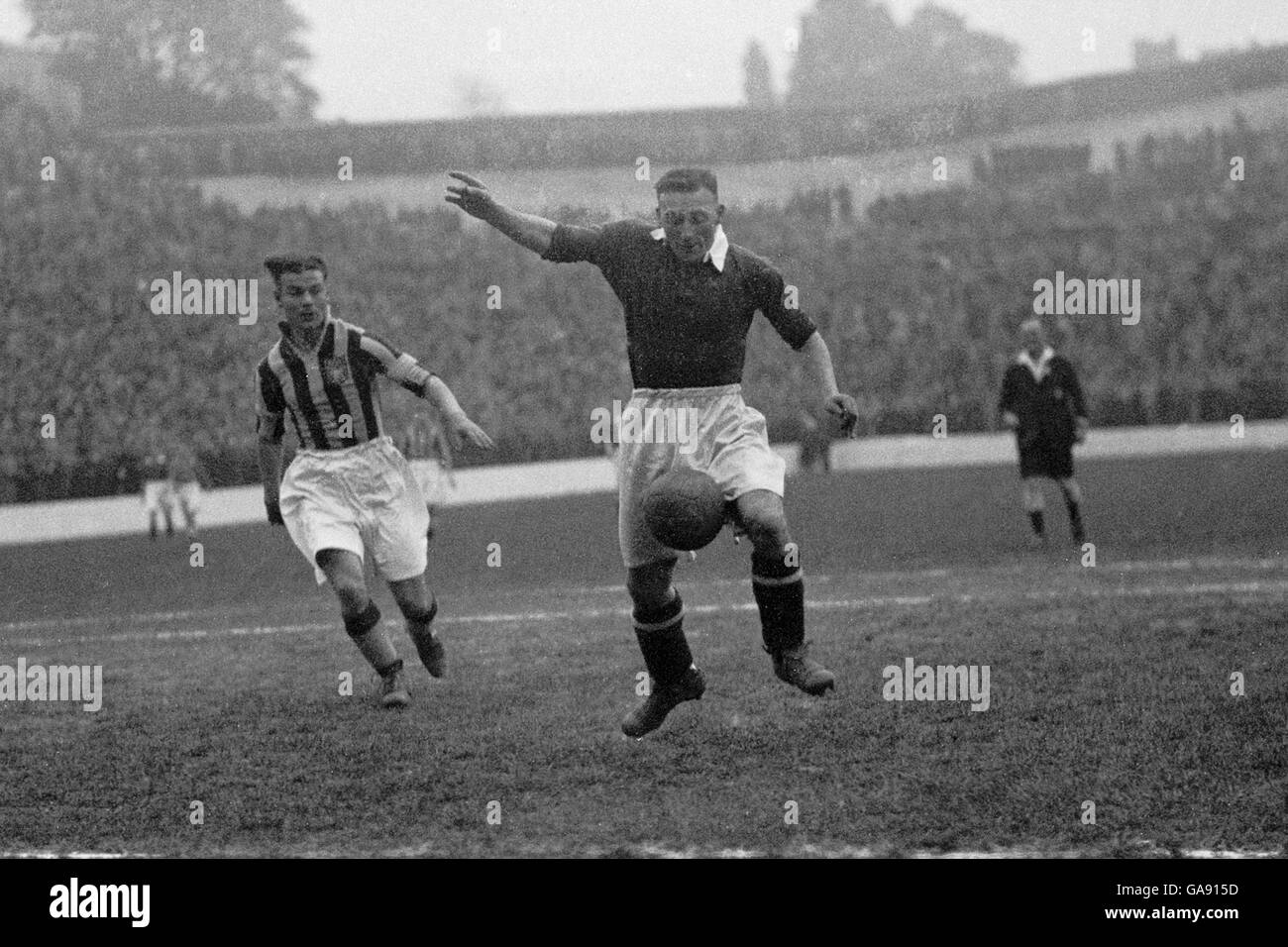 Robert sailor brown Black and White Stock Photos & Images - Alamy