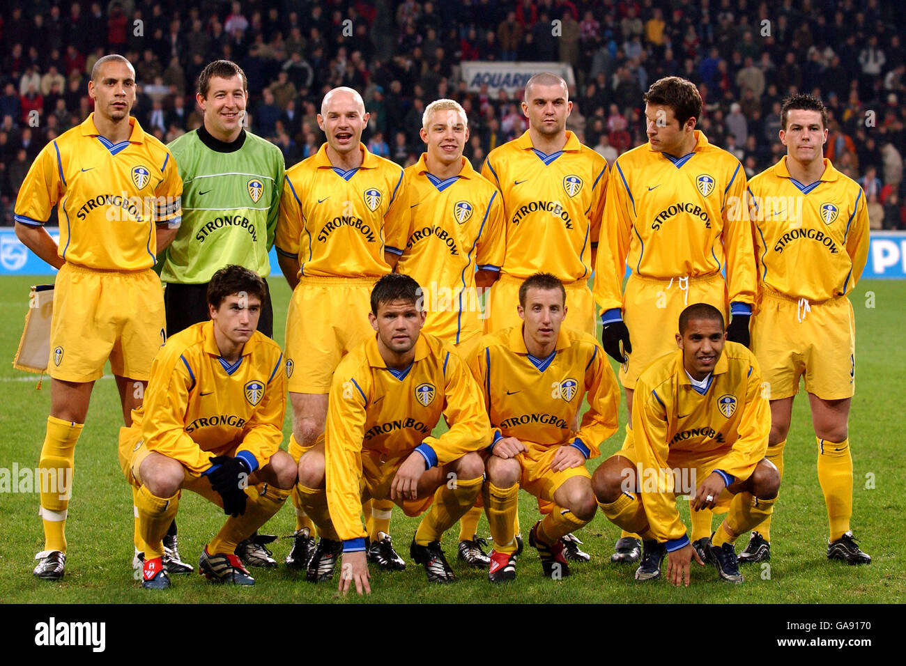 Leeds united team group hi-res stock photography and images - Alamy