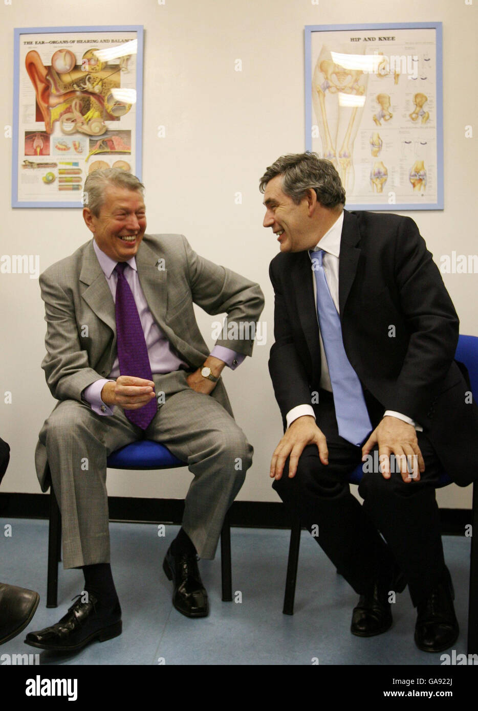 Gordon Brown visits NHS Health Centre Stock Photo - Alamy