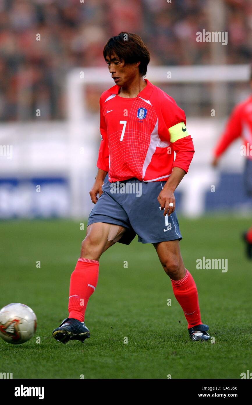 International Soccer - Friendly - Turkey v Korea Republic. Tae Young ...